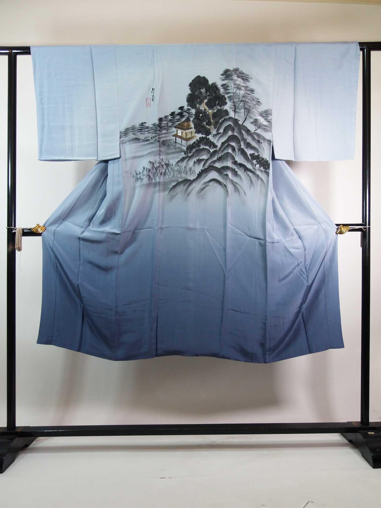 Almost beautiful, long underwear for men's kimono, pure silk with land ...